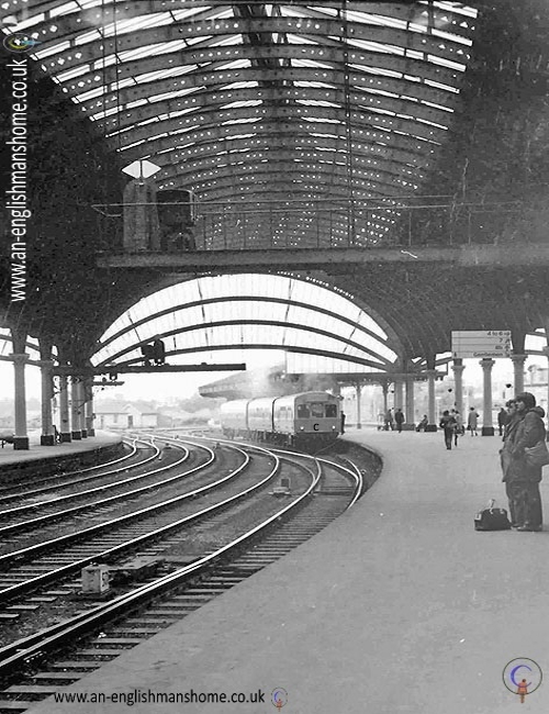 Forster Square Station